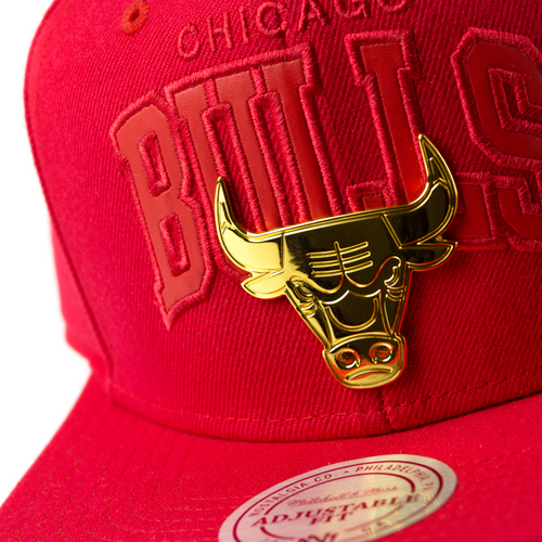 Mitchell and Ness snapback Lux Arch Chicago Bulls red Chicago Bulls ...